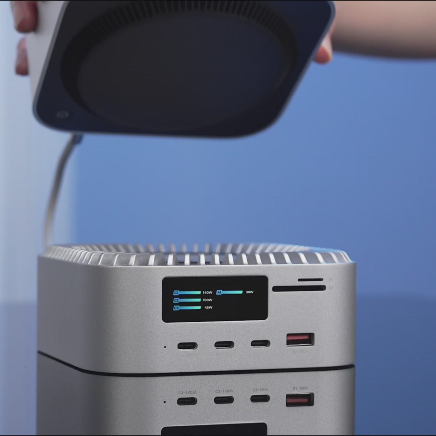 RayCue ALL-in-One Charger Dock For Mac Mini M4